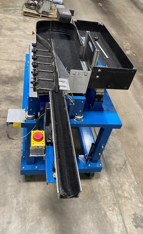 Used Dyna Slide Feeder Model 1436 For Sale — Liberty