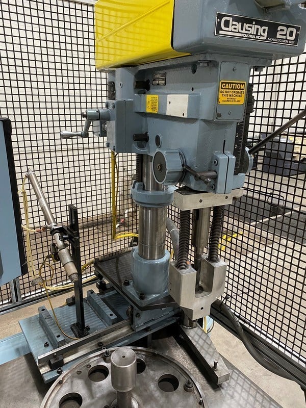 Used Hines HVR-100 | Vertical, 1-Plane, 100 Lb. x 18"Dia x 6"H Part Cap ...