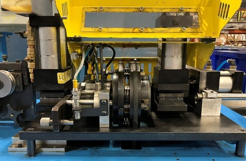 Used Tube Cut Off Machine Winton CTL23PA For Sale