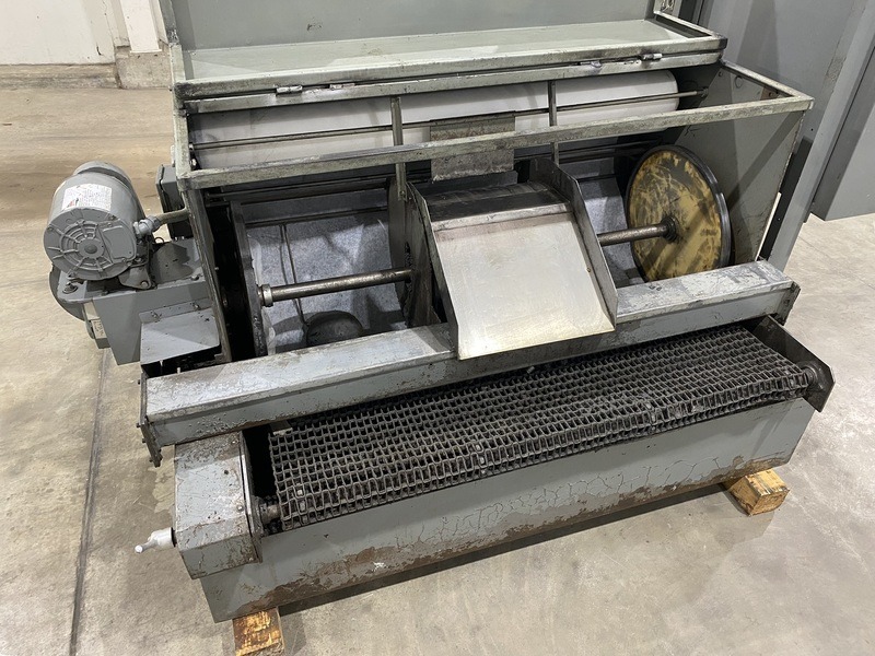 Used Grinding Machine Coolant Filtration System Barnes RMP-25